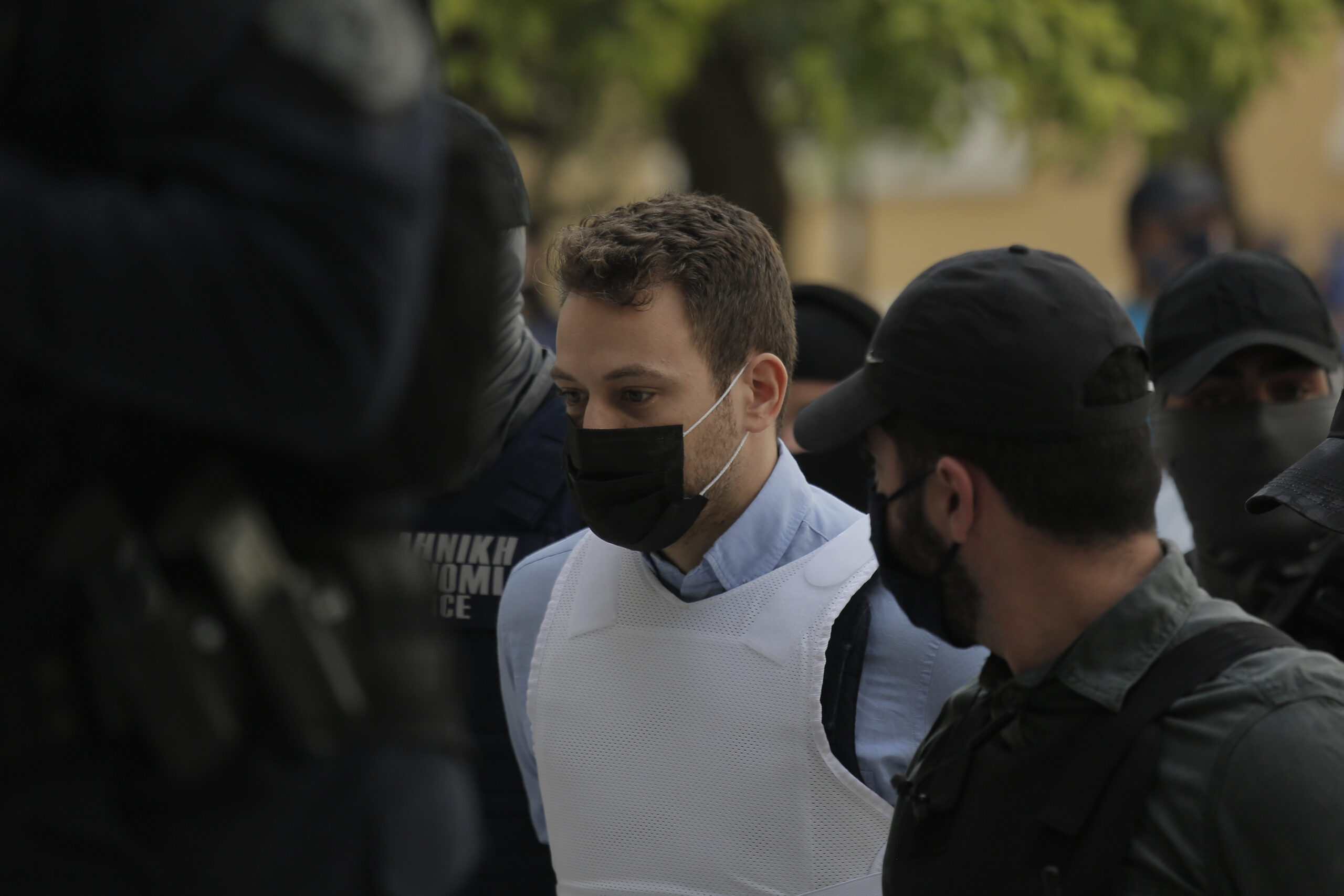 Υπόθεση Καρολάιν: Χειριστικός και αρρωστημένα ναρκισσιστής ο πιλότος ...